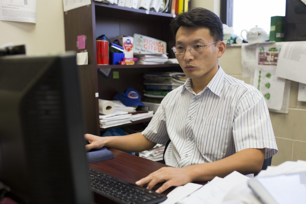 UF/IFAS Microbiologist Works Toward Greening Treatment - Citrus ...